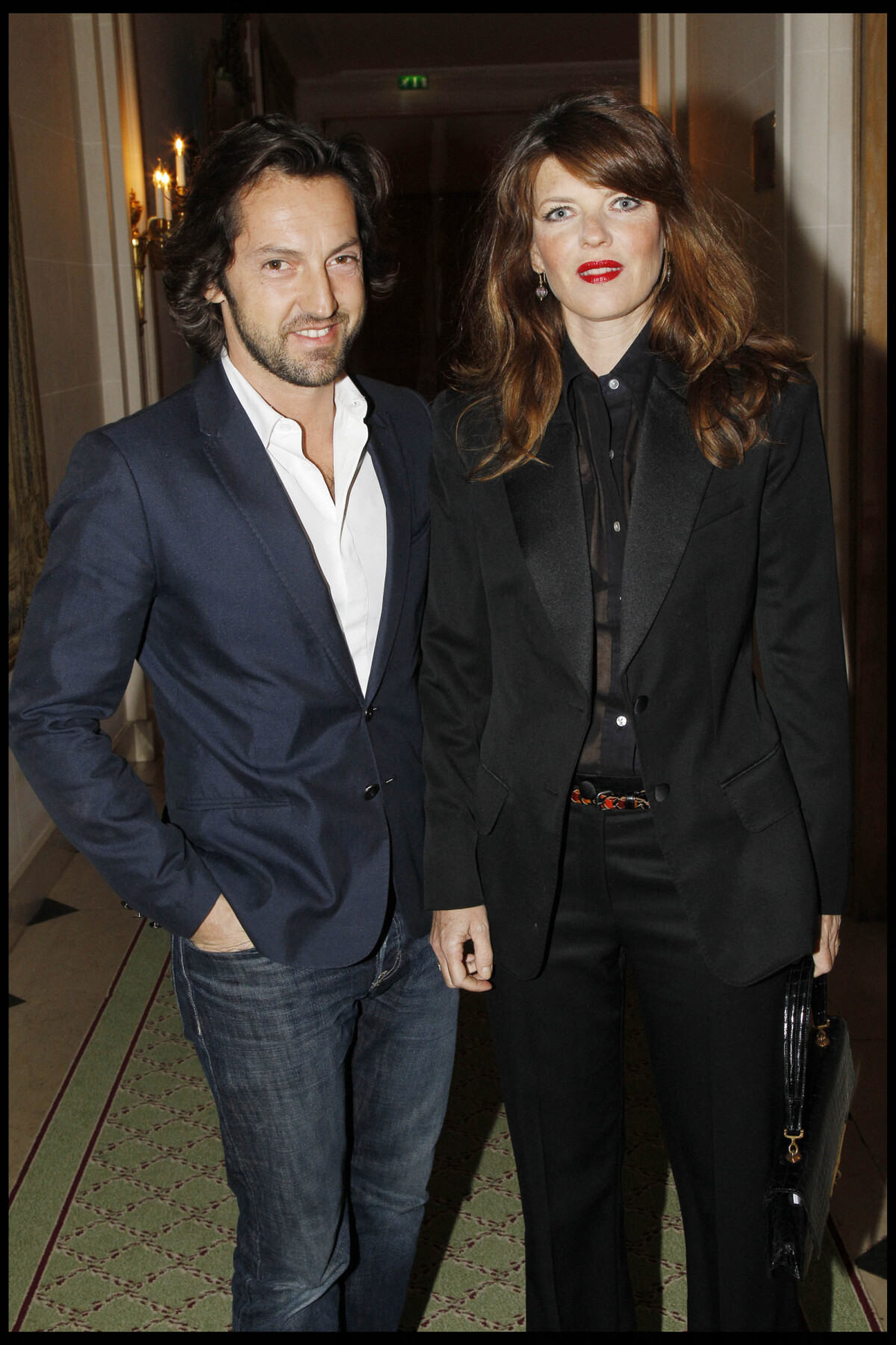 Photo : FREDERIC DIEFENTHAL ET SA FEMME GWENDOLINE HAMON - REMISE DES ...