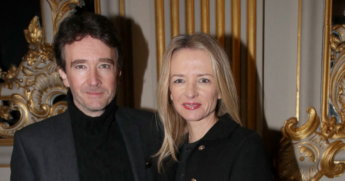 Antoine Arnault et Delphine Arnault - Front Row du défilé Louis Vuitton ...