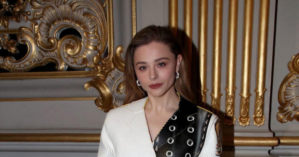 Chloë Grace Moretz - Front Row du défilé Louis Vuitton prêt-à-porter ...