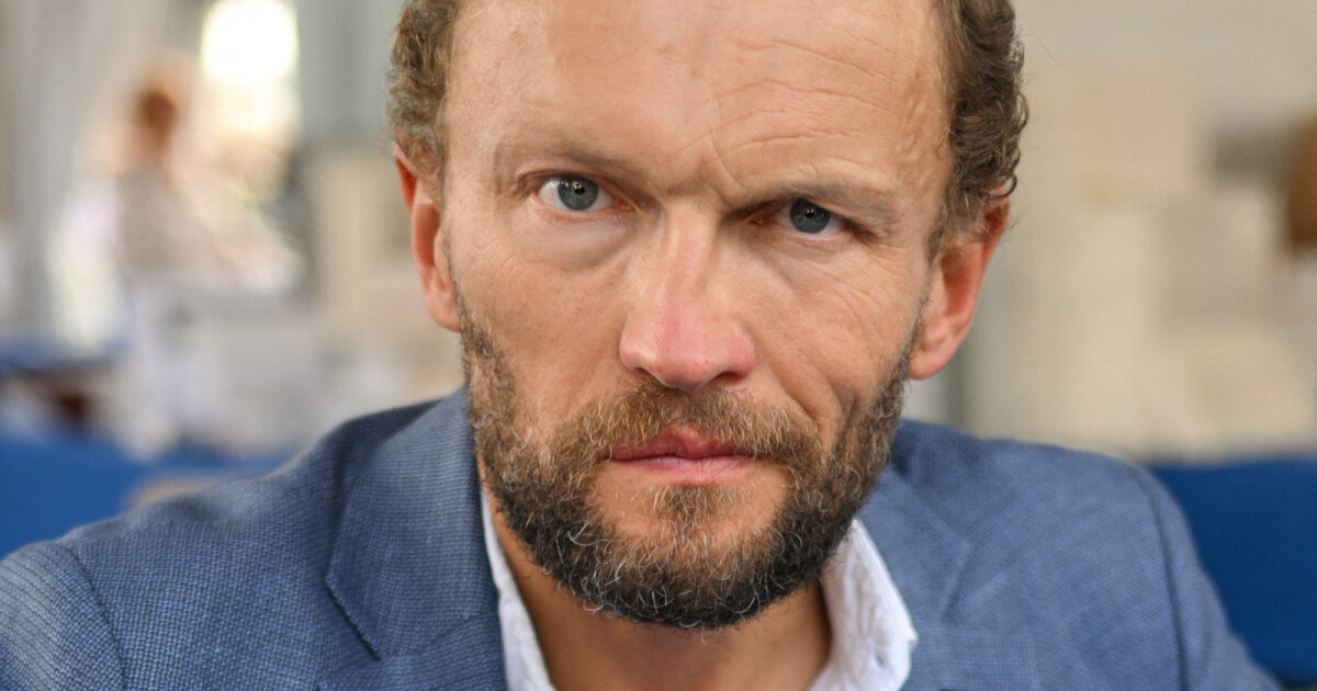 "Prostate, cataracte et anneau gastrique" : Sylvain Tesson sombre sur ...