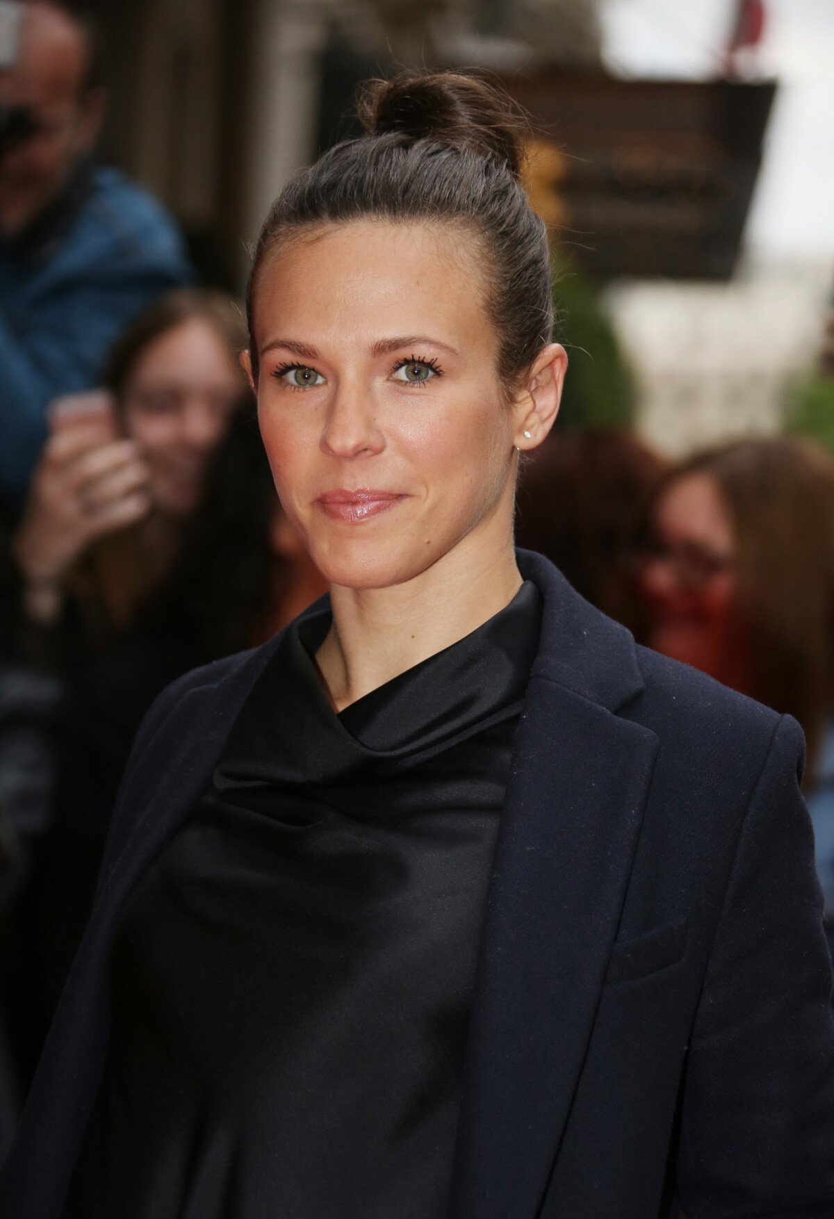 Photo : La chanteuse Lorie (Laure Pester) - Arrivées des célébrités à ...