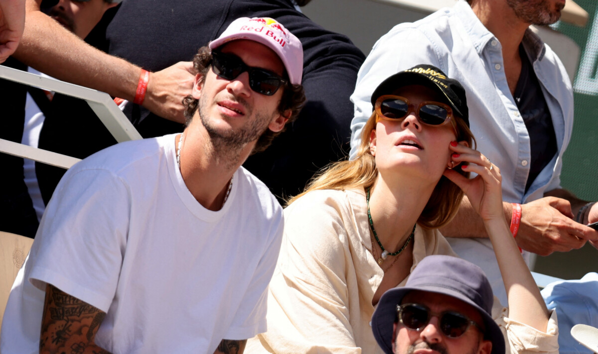 Photo : Constance Jablonski et son compagnon Matthias Dandois dans les tribunes des ...