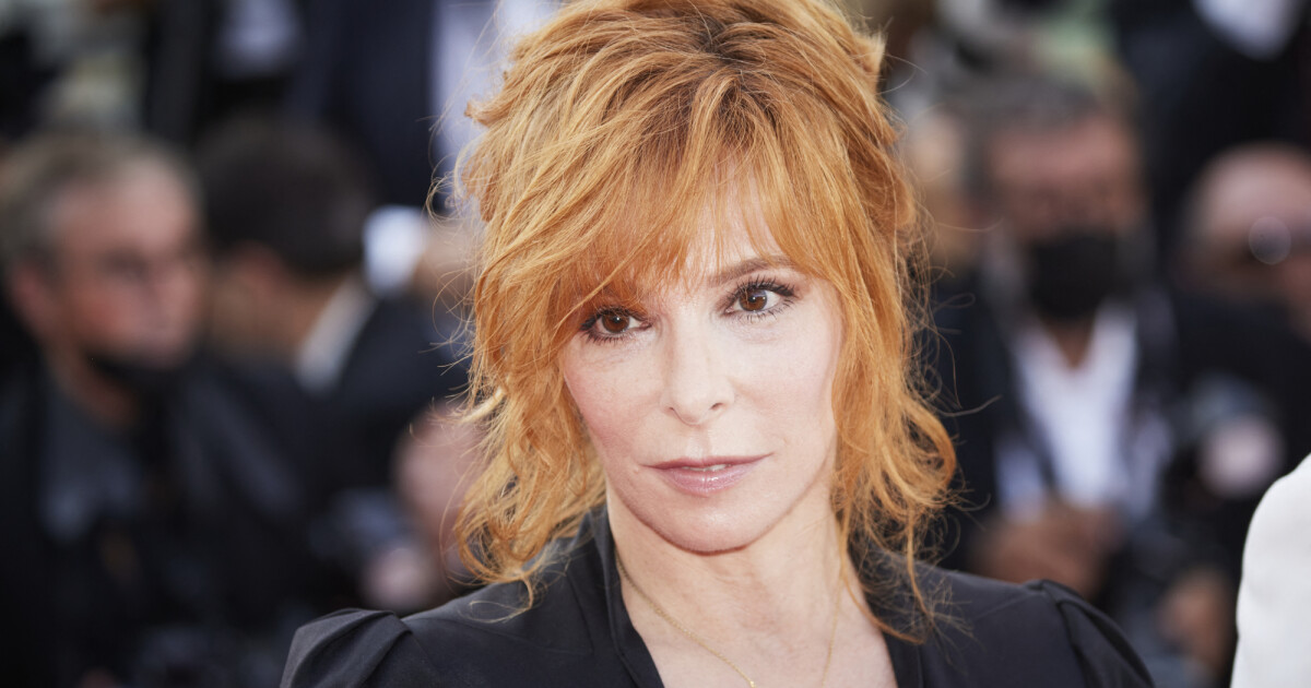 Mylène Farmer réagit après l'annulation de ses deux concerts au Stade ...