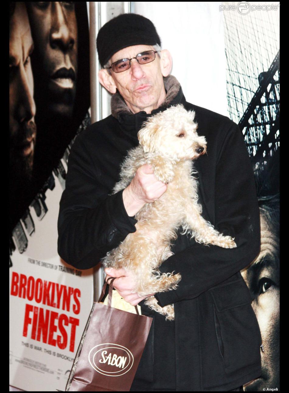 Richard Belzer lors de la première de Brooklyn's Finest (L'Elite de ...