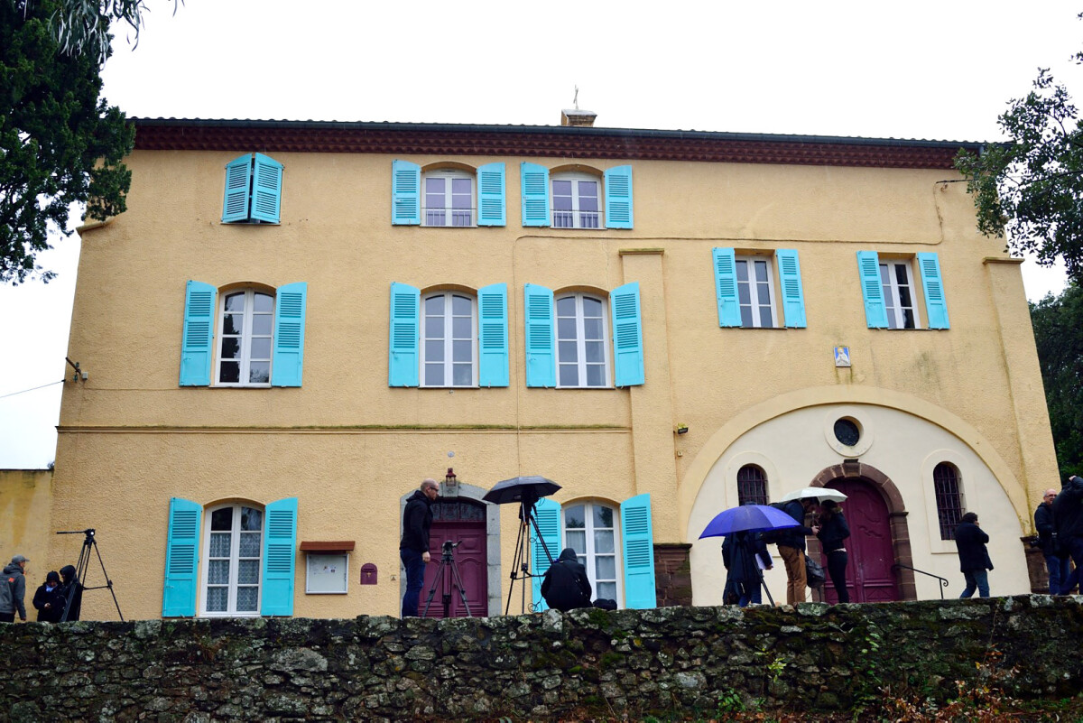 Photo : Affaire Dupont de Ligonnès : la police fouille un monastère ...