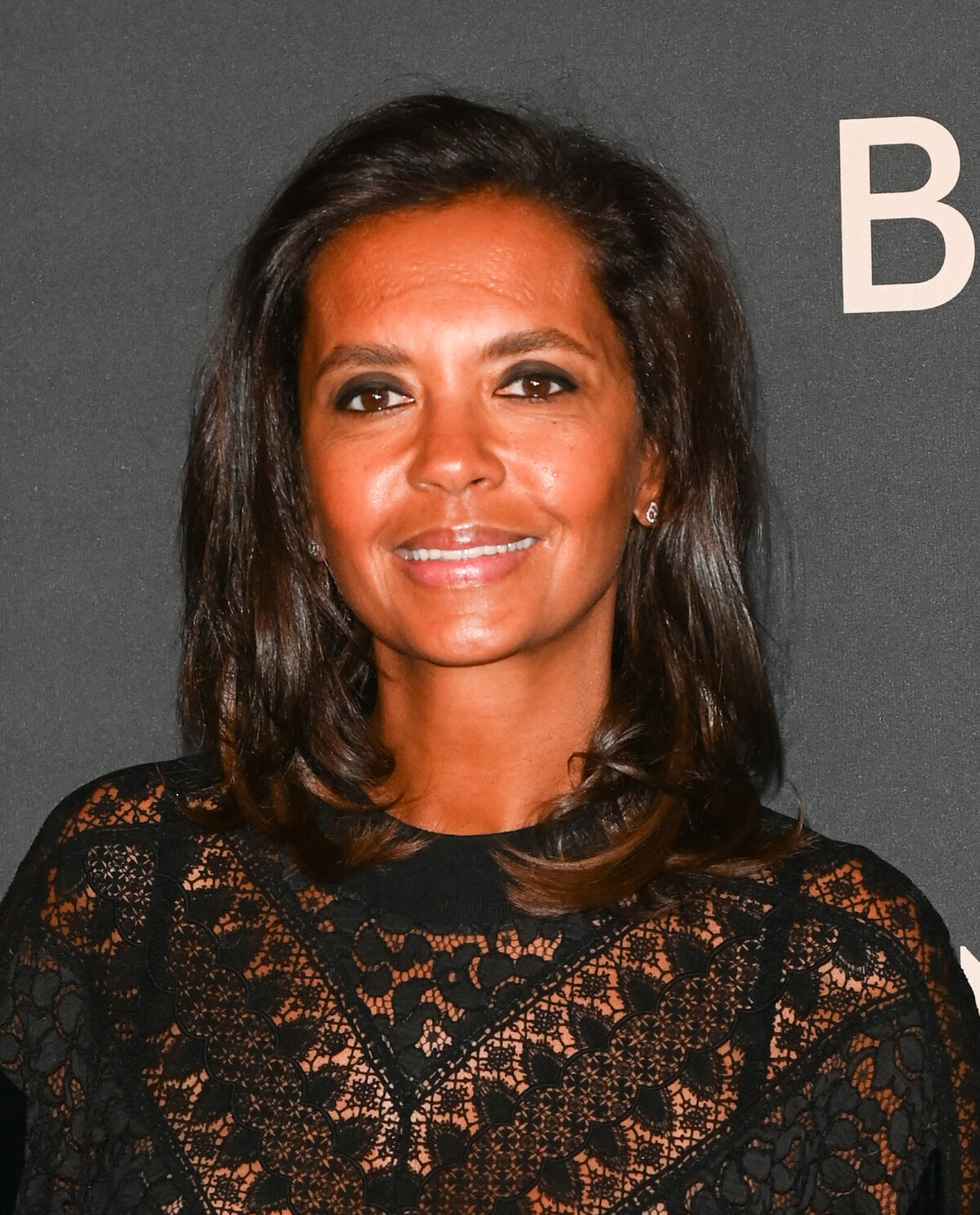 Photo : Karine Le Marchand à la première du film "Babylon" au cinéma Le Grand Rex à Paris ...