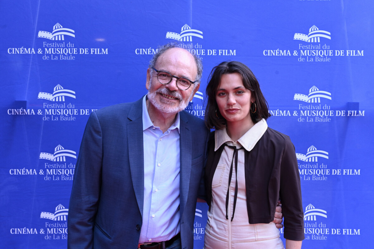 Photo : Jean-Pierre Darroussin et Ella Rumpf à l'avant-première du film ...