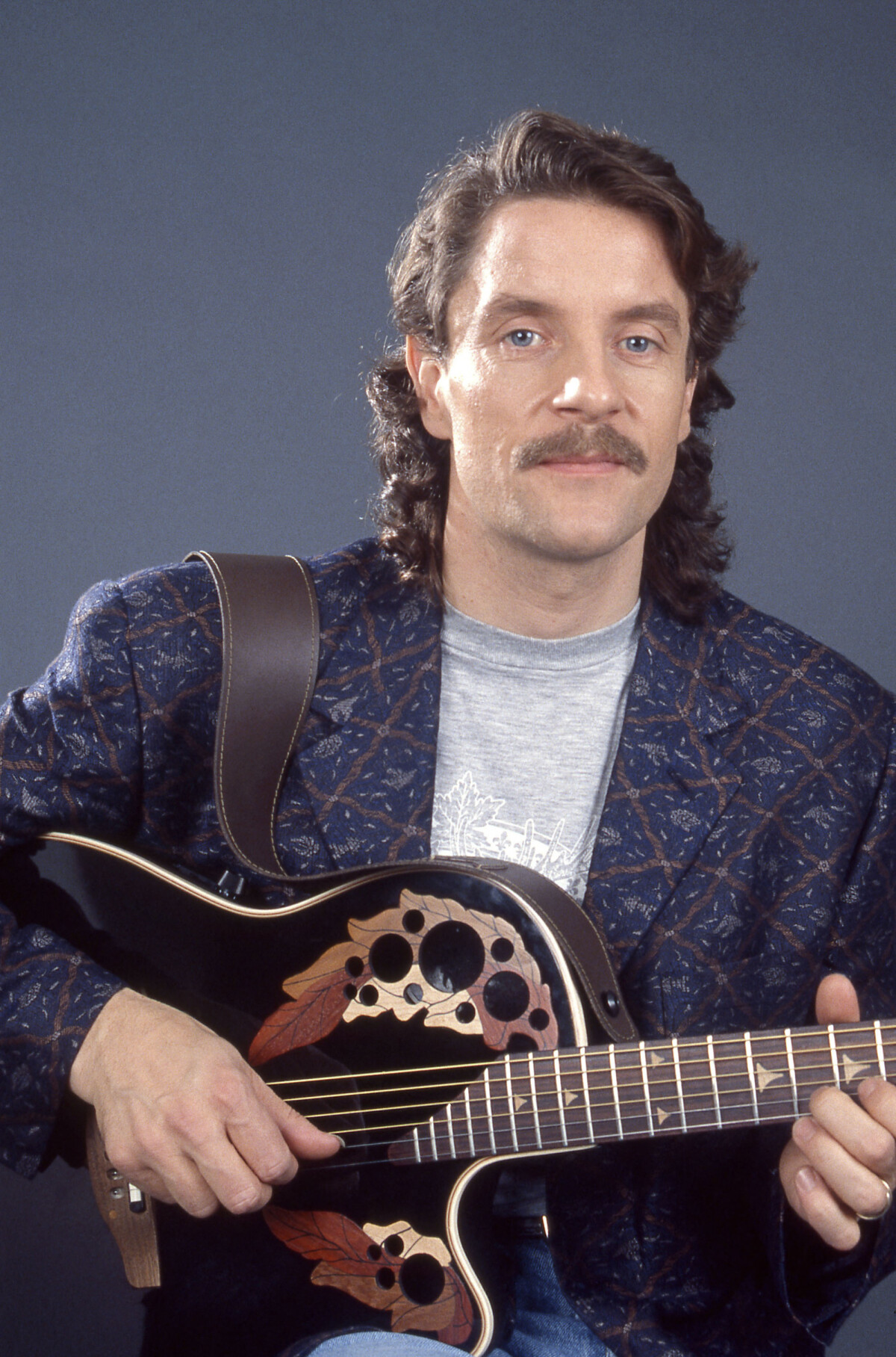 Photo : Archives - Francis Cabrel en 1989 - Purepeople