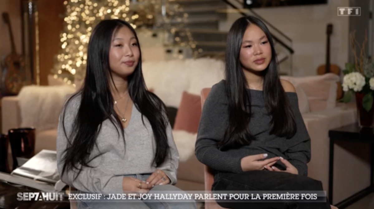 Photo : Jade et Joy Hallyday interviewées par Audrey Crespo-Mara dans ...