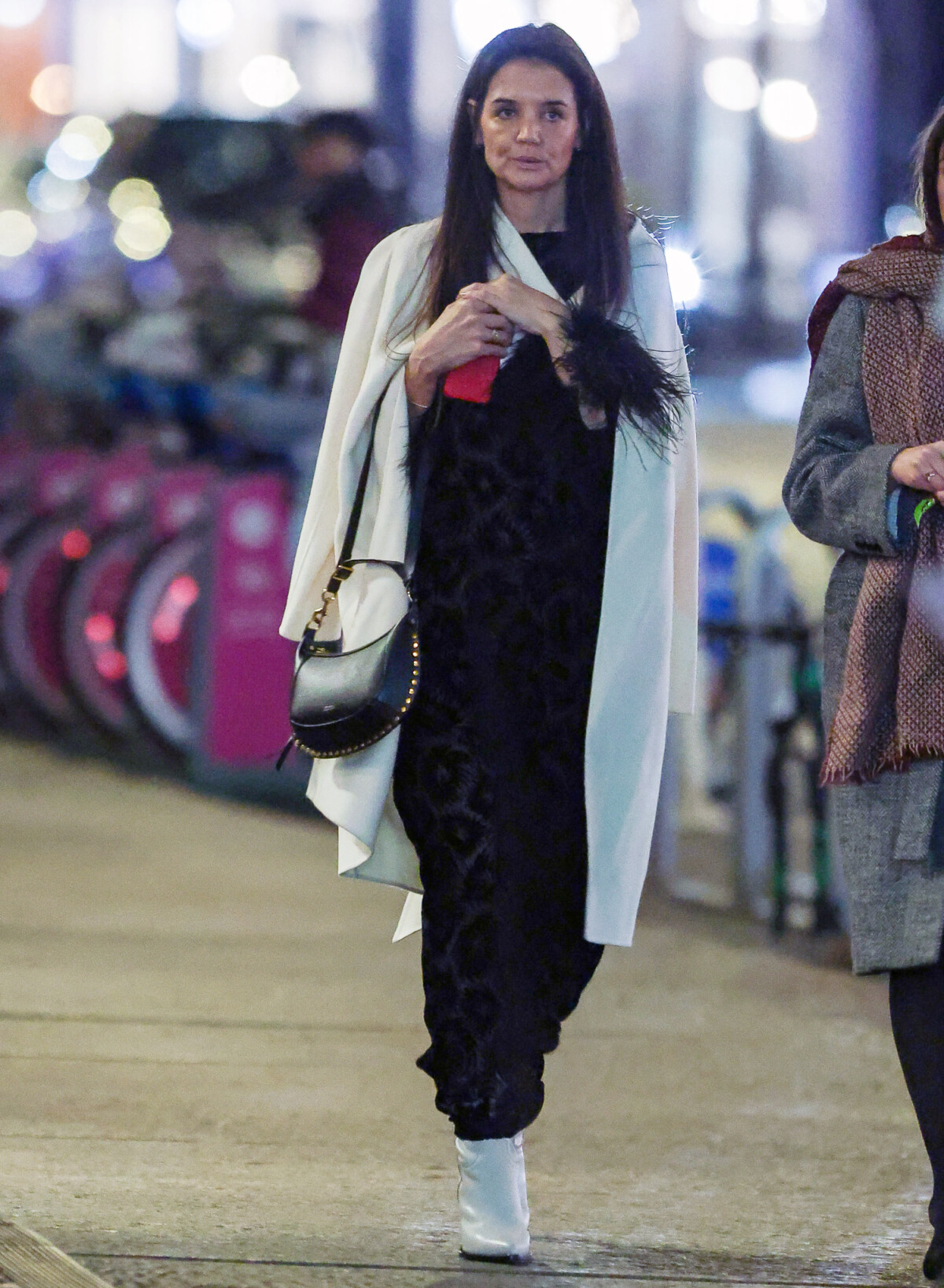 Photo : Katie Holmes et sa fille Suri Cruise dans les rues de New-York ...