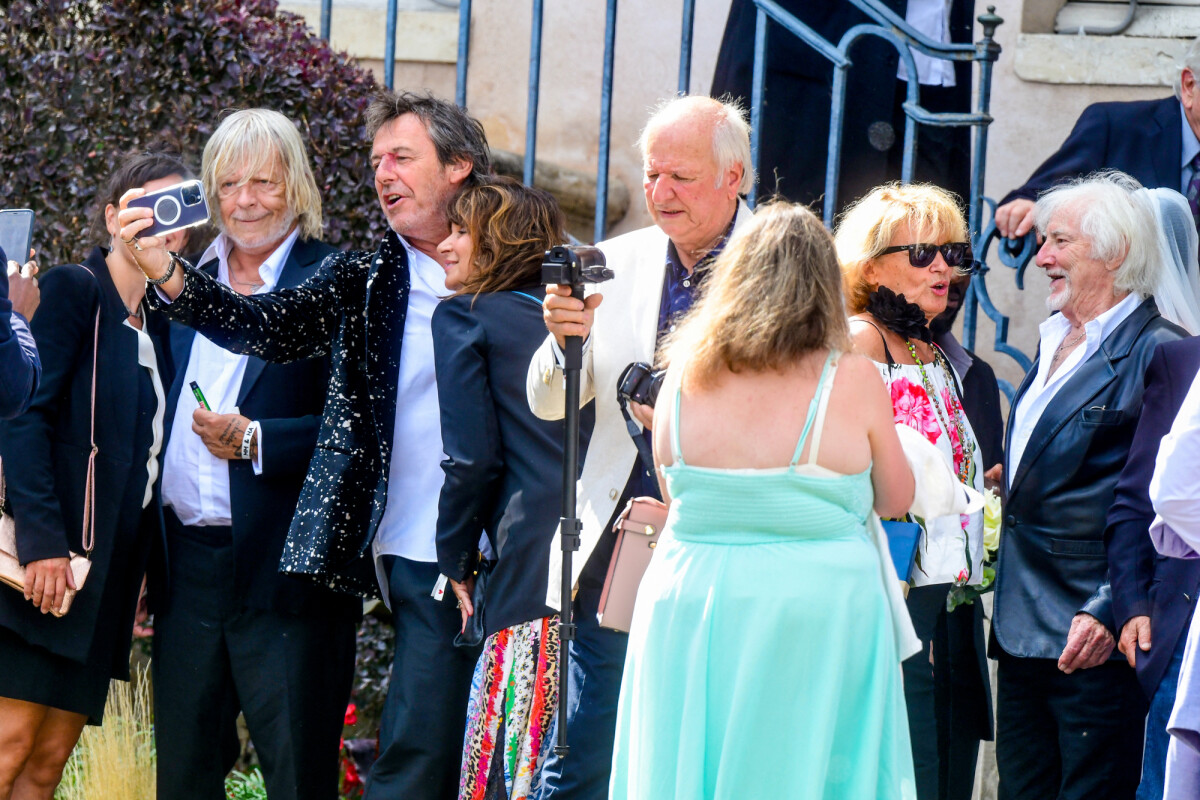 Photo : Le chanteur Renaud et sa compagne Cerise avec Jean-Luc ...