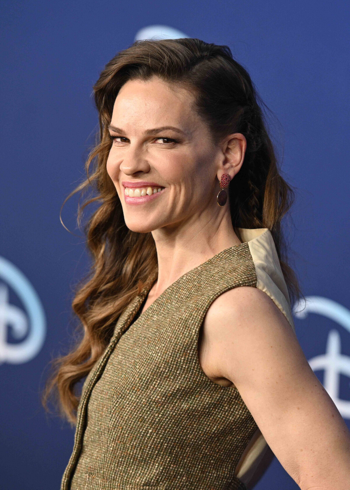 Photo : Hilary Swank au photocall de "Disney Upfront" à New York, le 17 ...