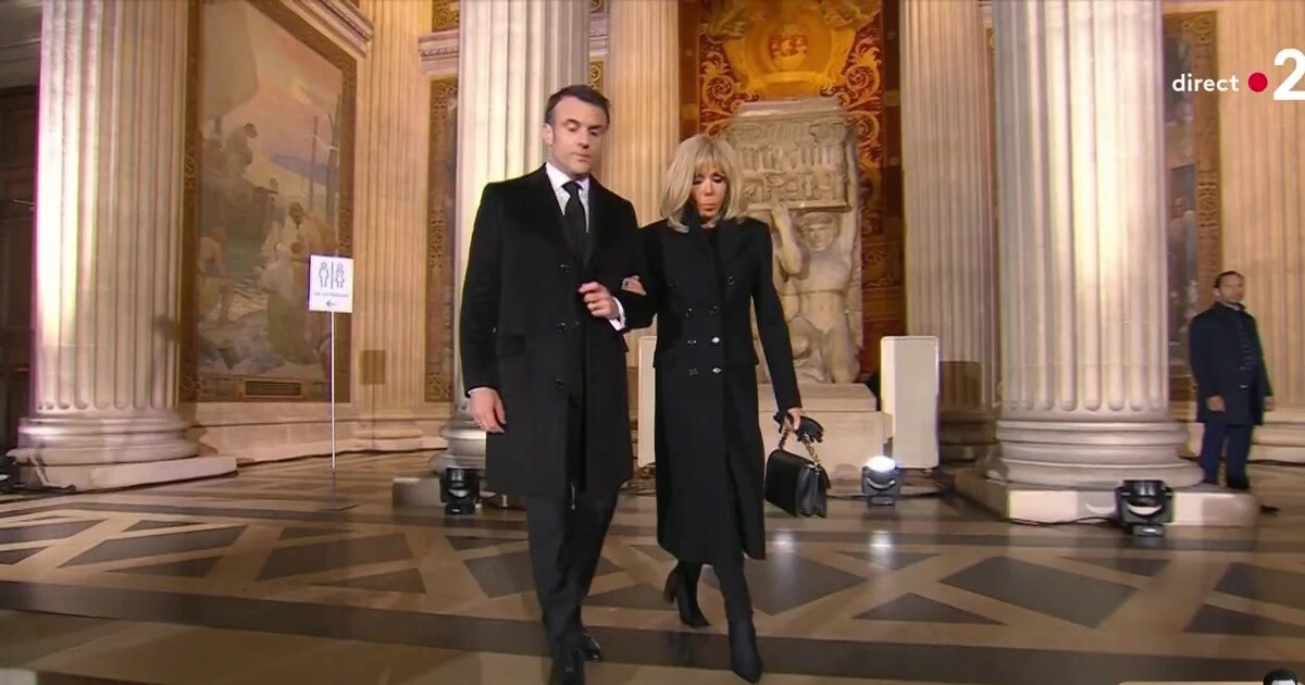 Brigitte Macron en noir au bras d'Emmanuel Macron, Patrick Bruel ...