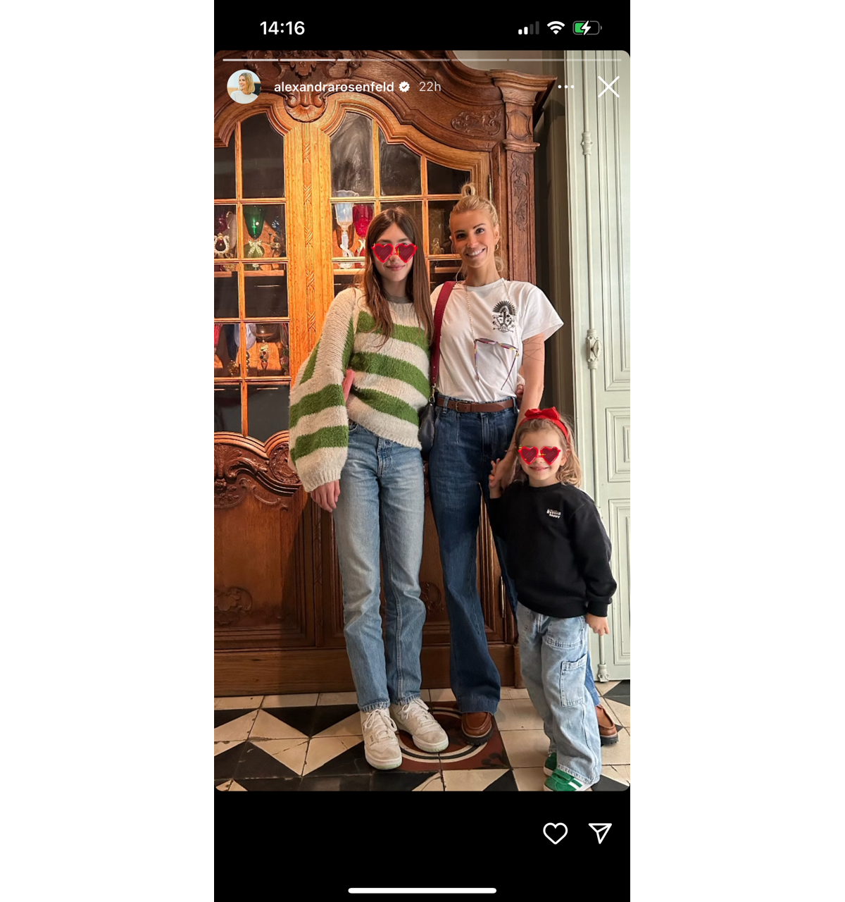 Photo : Alexandra Rosenfeld et ses filles, instagram. - Purepeople