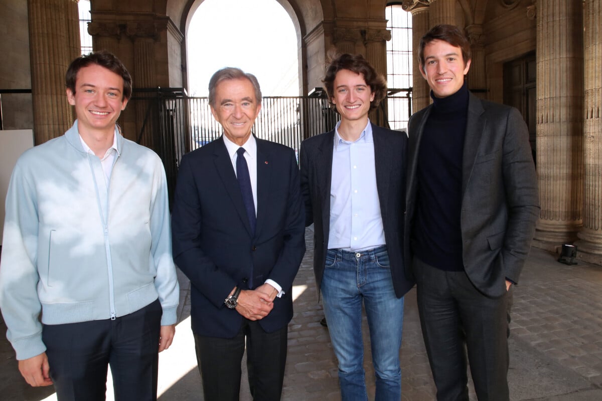 Photo : Frédéric Arnault, Bernard Arnault, Jean Arnault et Alexandre ...
