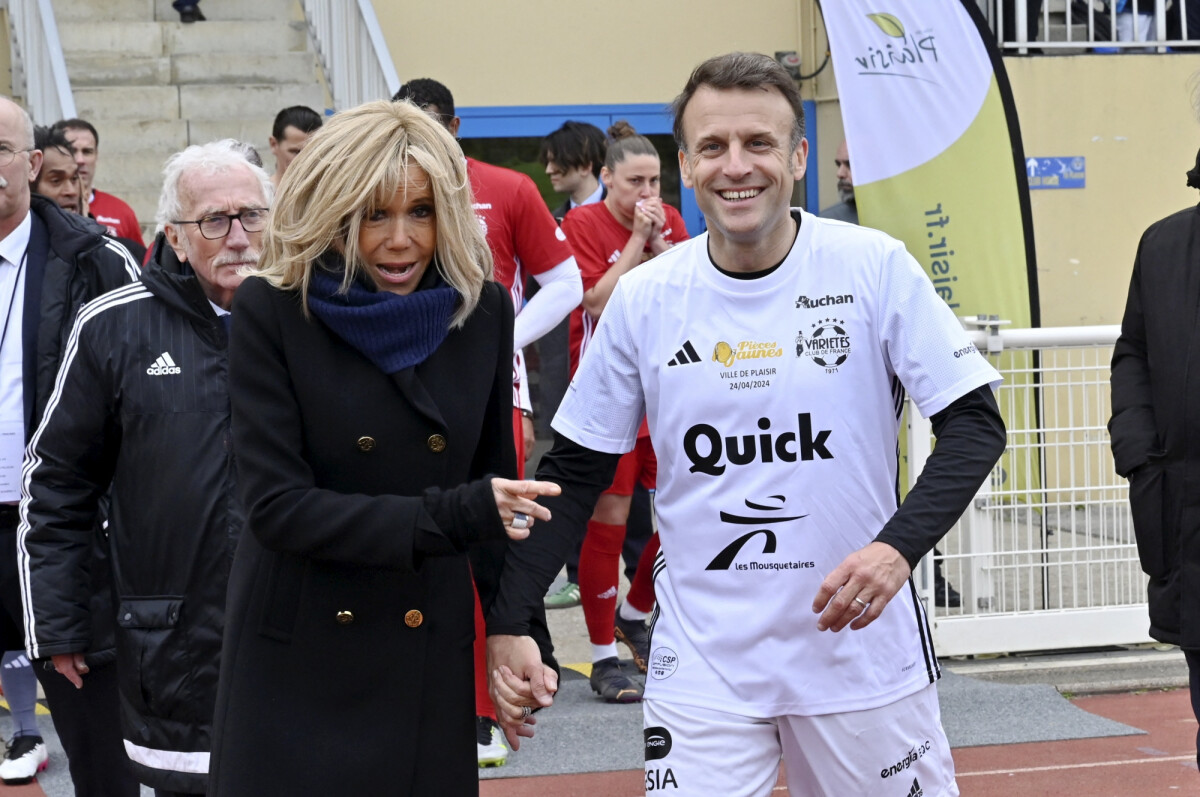 Vidéo : PHOTOS Emmanuel Macron inscrit un joli but pour la bonne cause ...