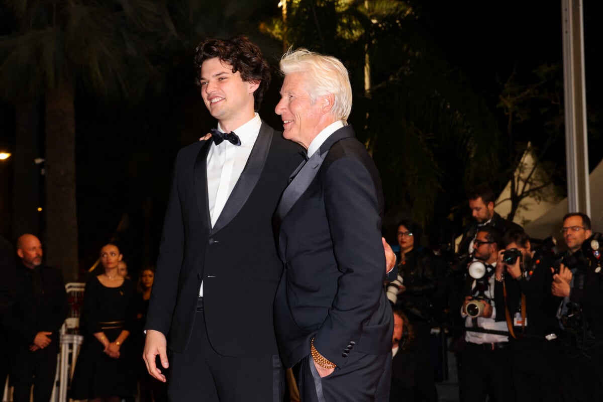 Photo : Homer James Jigme Gere et son père Richard Gere - Descente des ...