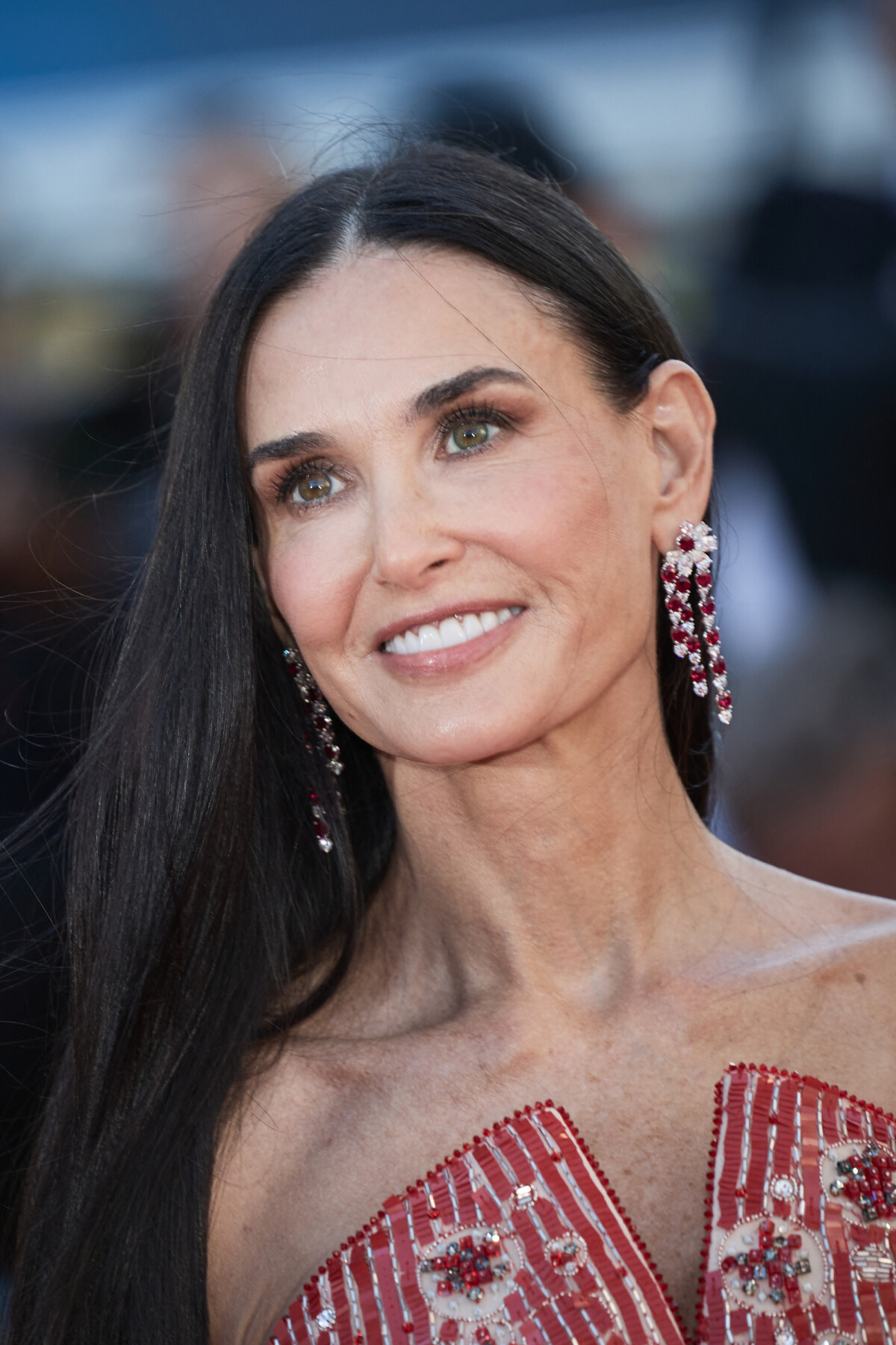 Photo : Demi Moore - Tapis rouge du film "Kinds of Kindness" lors du ...