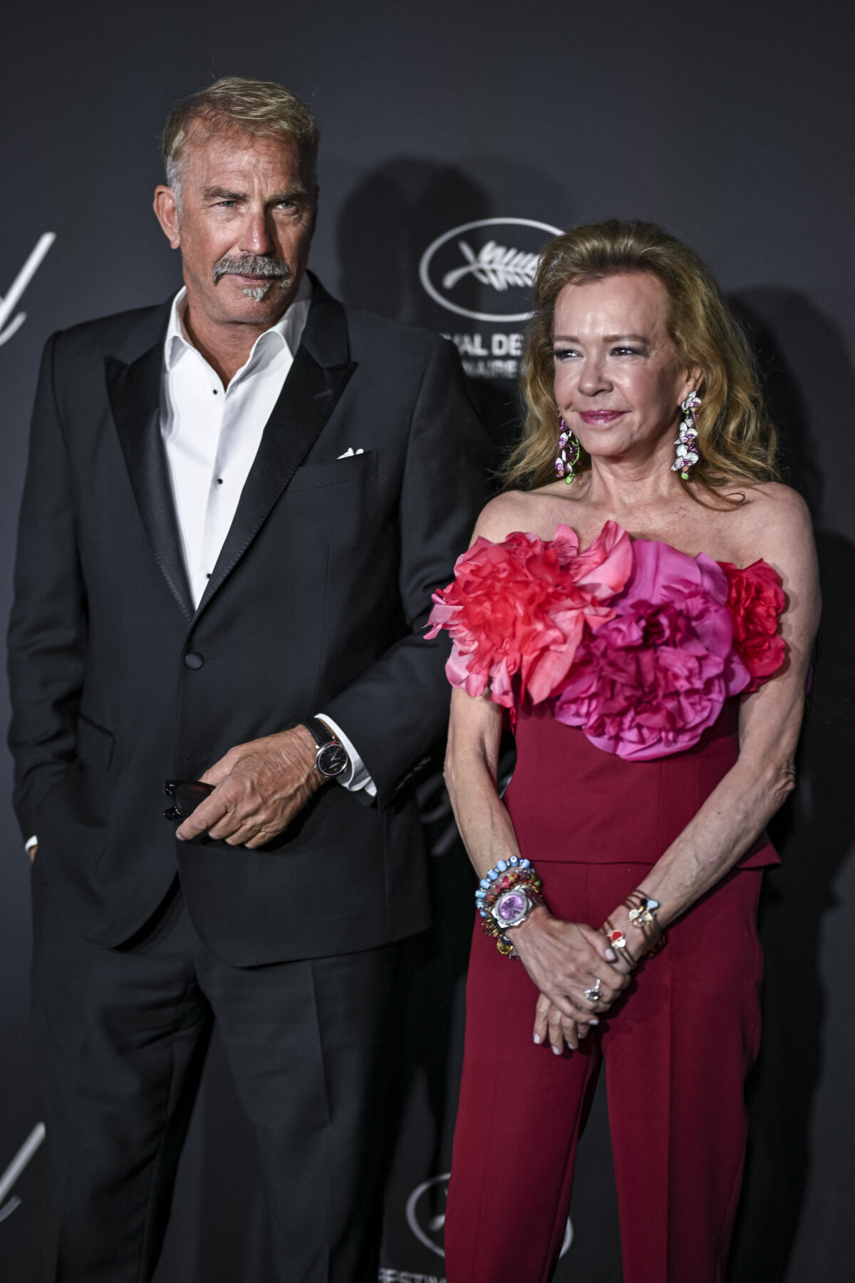 Photo : Kevin Costner, Caroline Scheufele - Photocall du dîner "Trophée ...