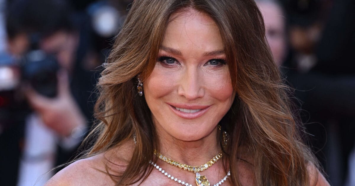Carla Bruni renversante face à Charlotte Gainsbourg, bien accompagnée ...