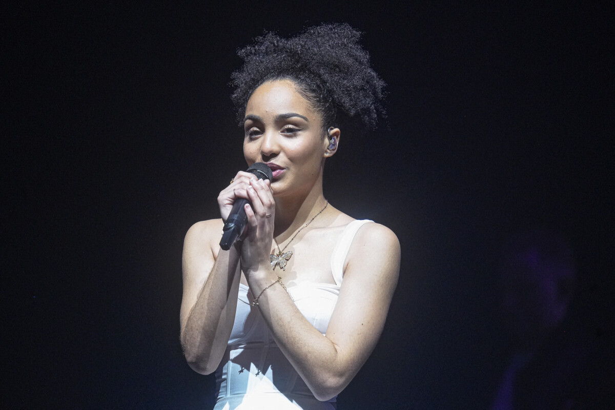 Photo : Candide Vernet lors du concert de la Star Academy à Lyon, le 15 ...