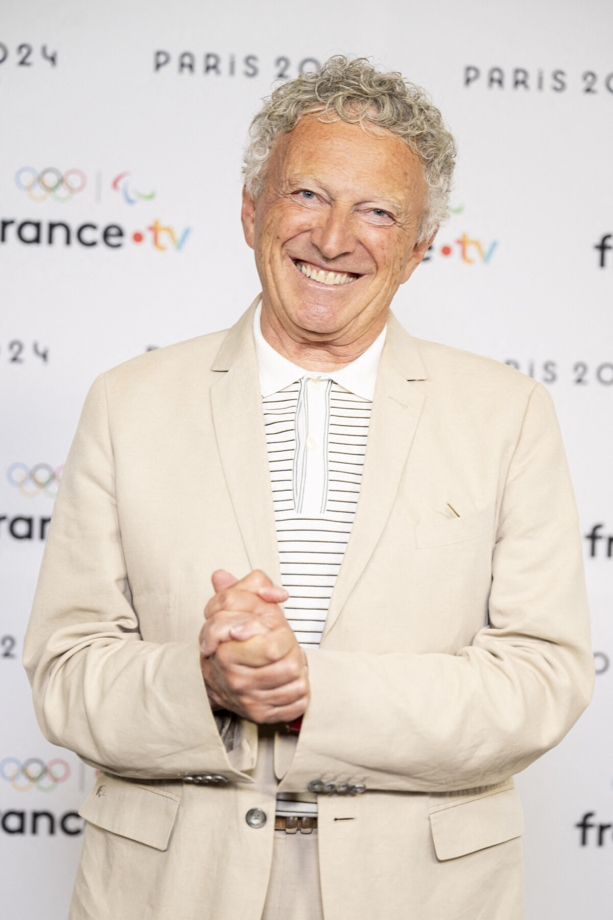 Photo : Nelson Monfort lors de la présentation des journalistes et ...