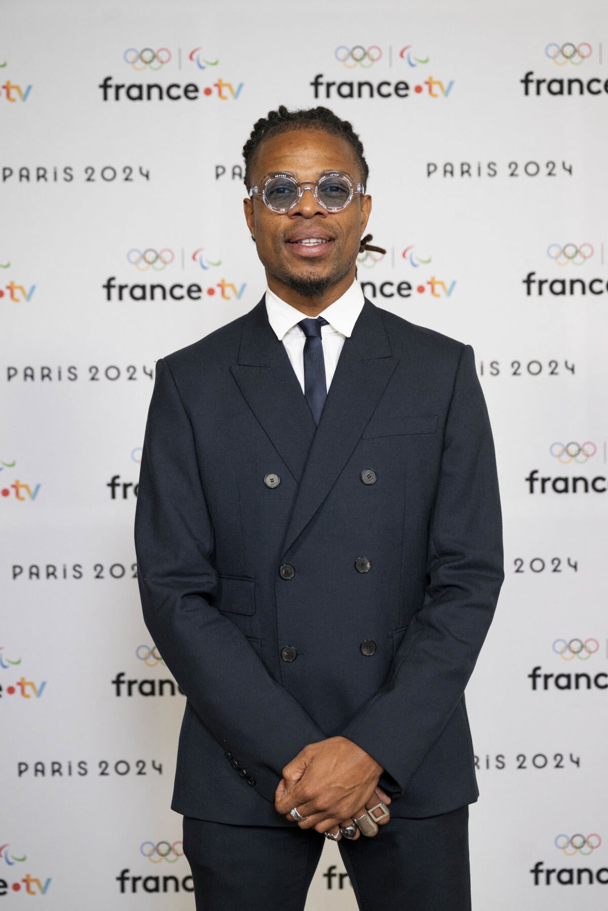 Photo : Loic Remy lors de la présentation des journalistes et ...