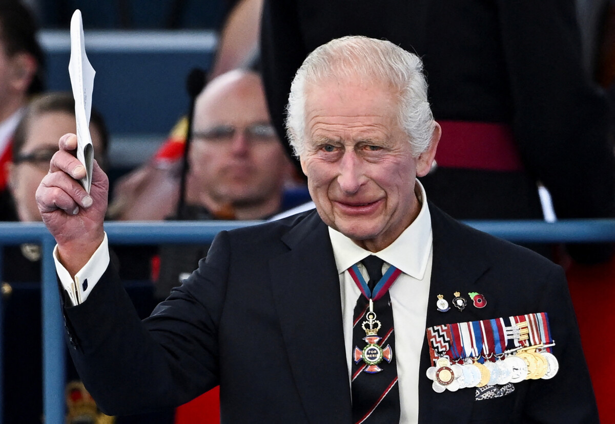 Photo : Le roi Charles III d'Angleterre - La famille royale d ...