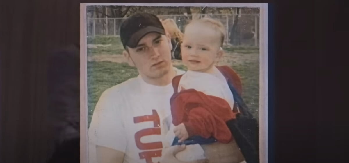 Vidéo : Eminem a dévoilé le clip de la chanson baptisée Temporary, un ...