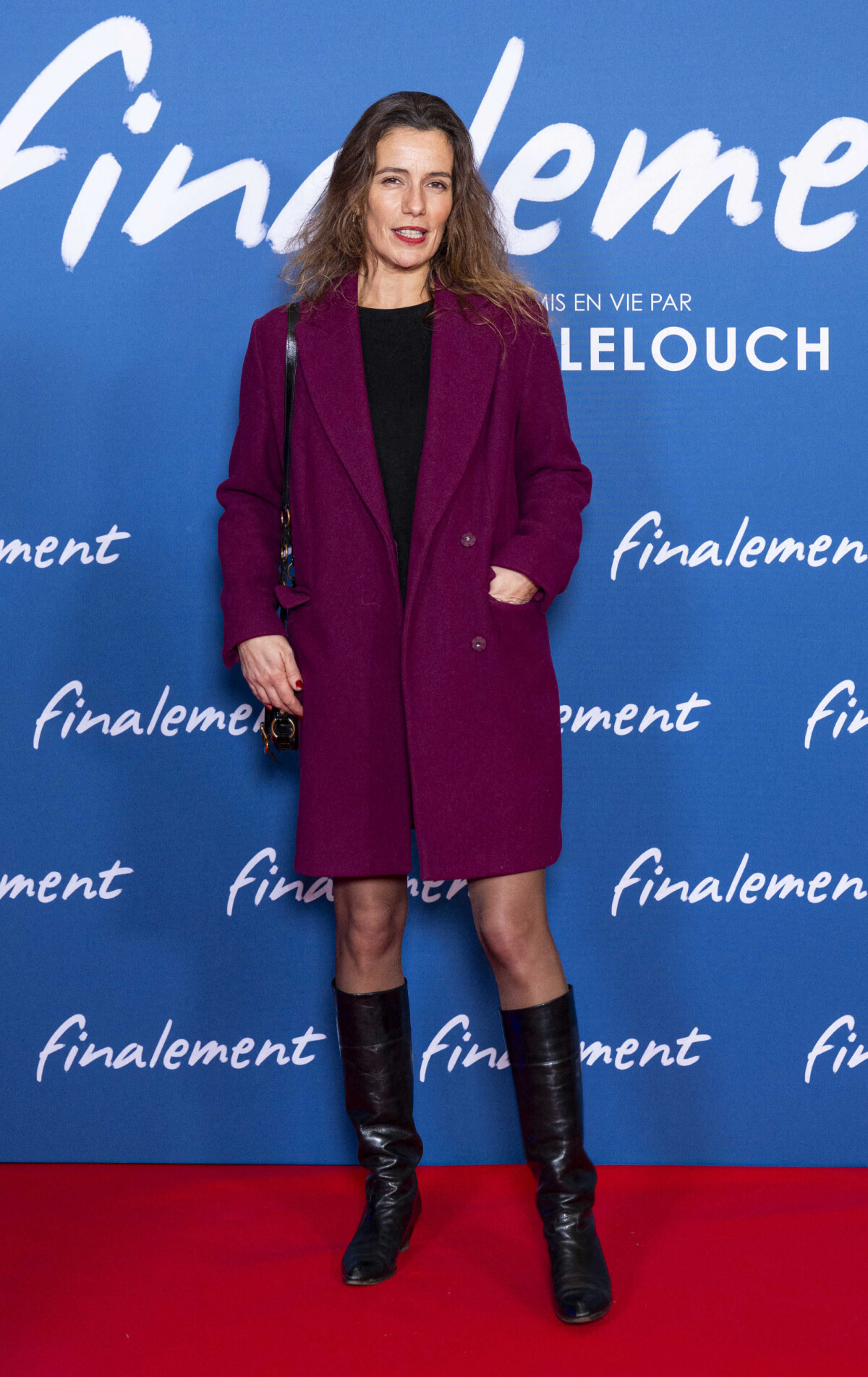 Photo : Zoé Félix - Avant-première du film "Finalement" de C. Lelouch ...