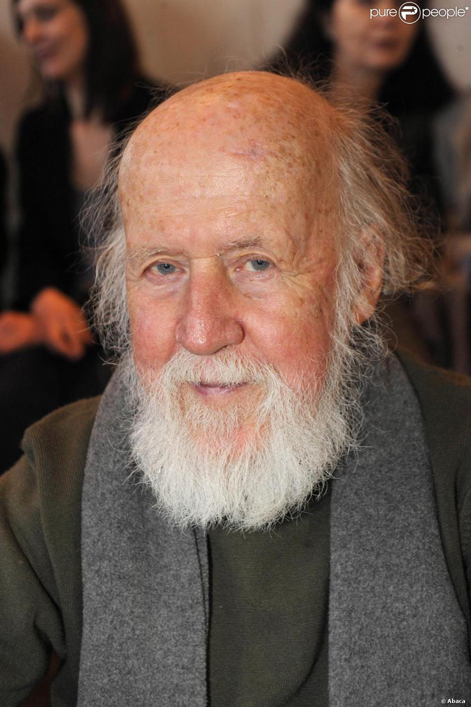 Hubert Reeves lors du Salon du Livre le 30 mars 2010 - Purepeople