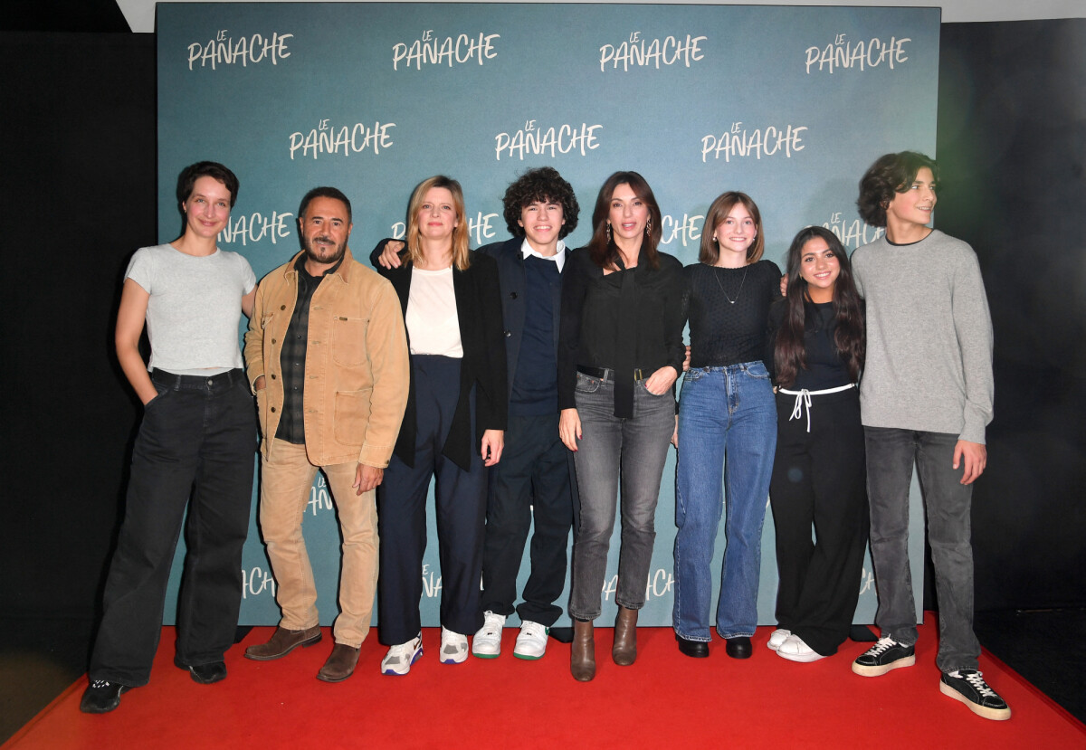 Photo : Irène Gérardin, José Garcia, Jennifer Devoldère, Joachim ...