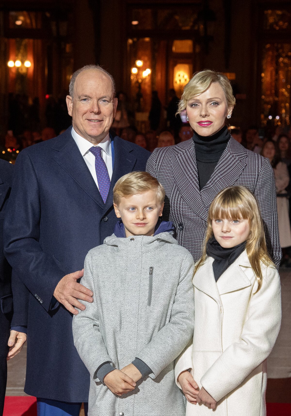 Photo : Charlene et Albert de Monaco avec leurs enfants pour leur carte de voeux Le Prince ...