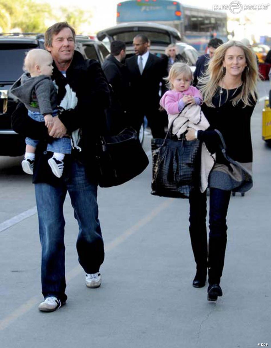 Dennis Quaid, sa femme Kimberley et leurs jumeaux, décembre 2008 ...