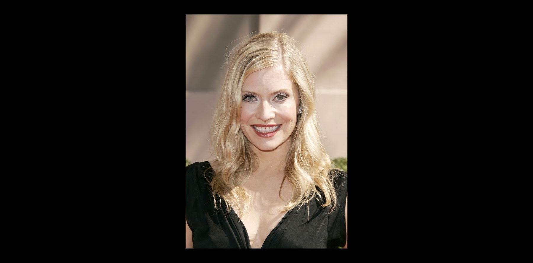 Emily Procter : La star des Experts Miami attend son premier enfant ...