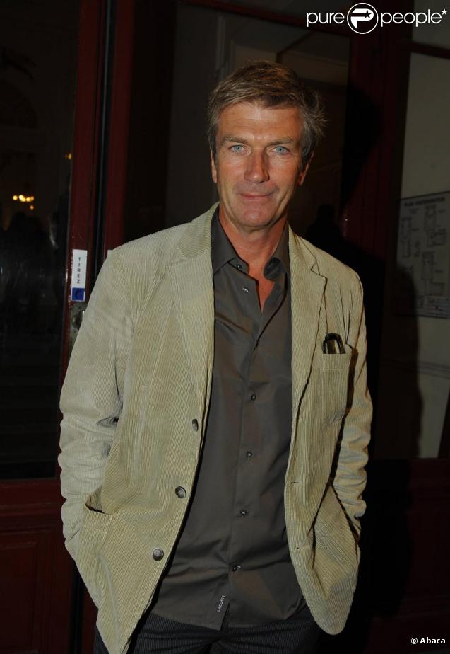 Philippe Caroit : il passe du RIS... au camping ! - Purepeople