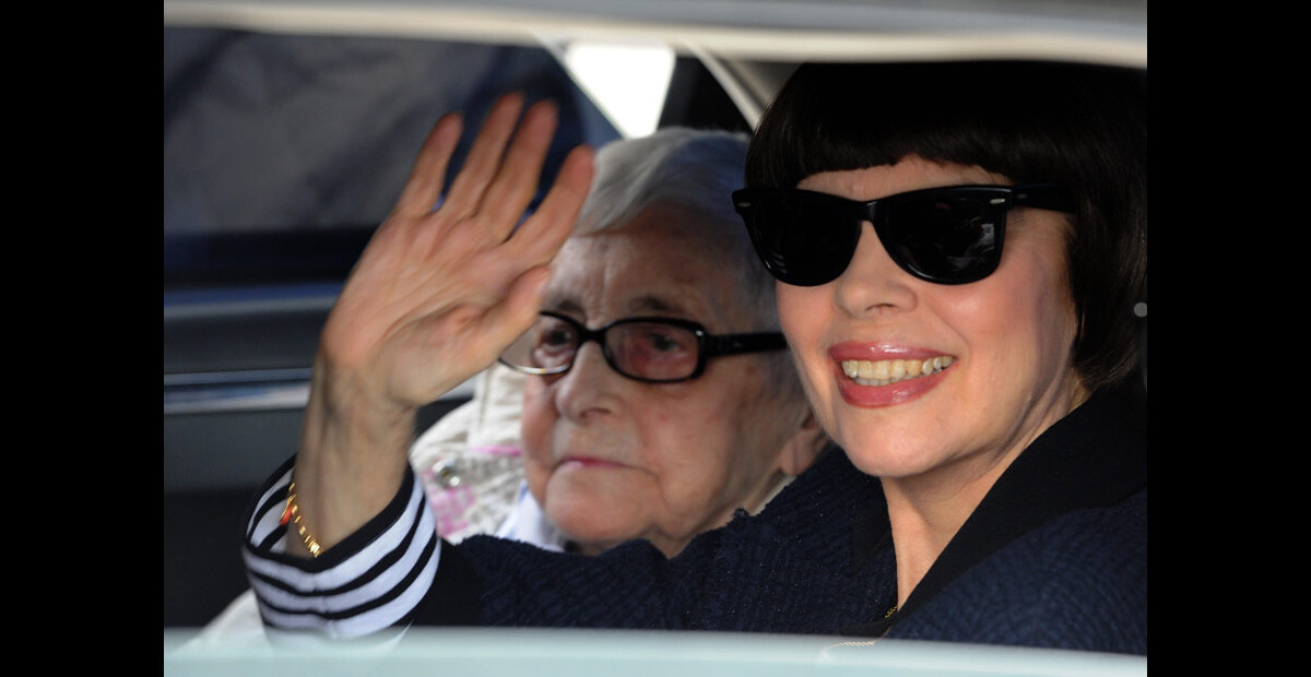 Photo : Mireille Mathieu avec maman Marcelle-Sophie à Moscou pour la ...