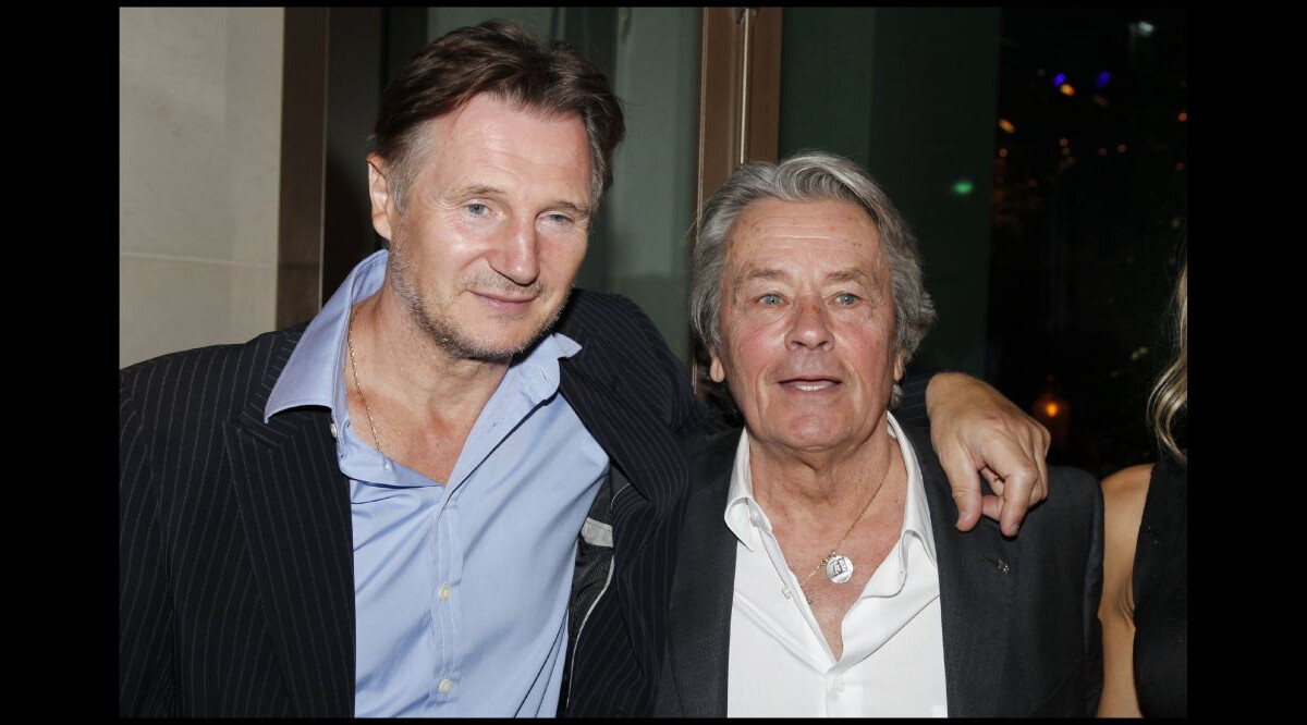 Photo : Liam Neeson et Alain Delon lors de l'inauguration du Mandarin ...