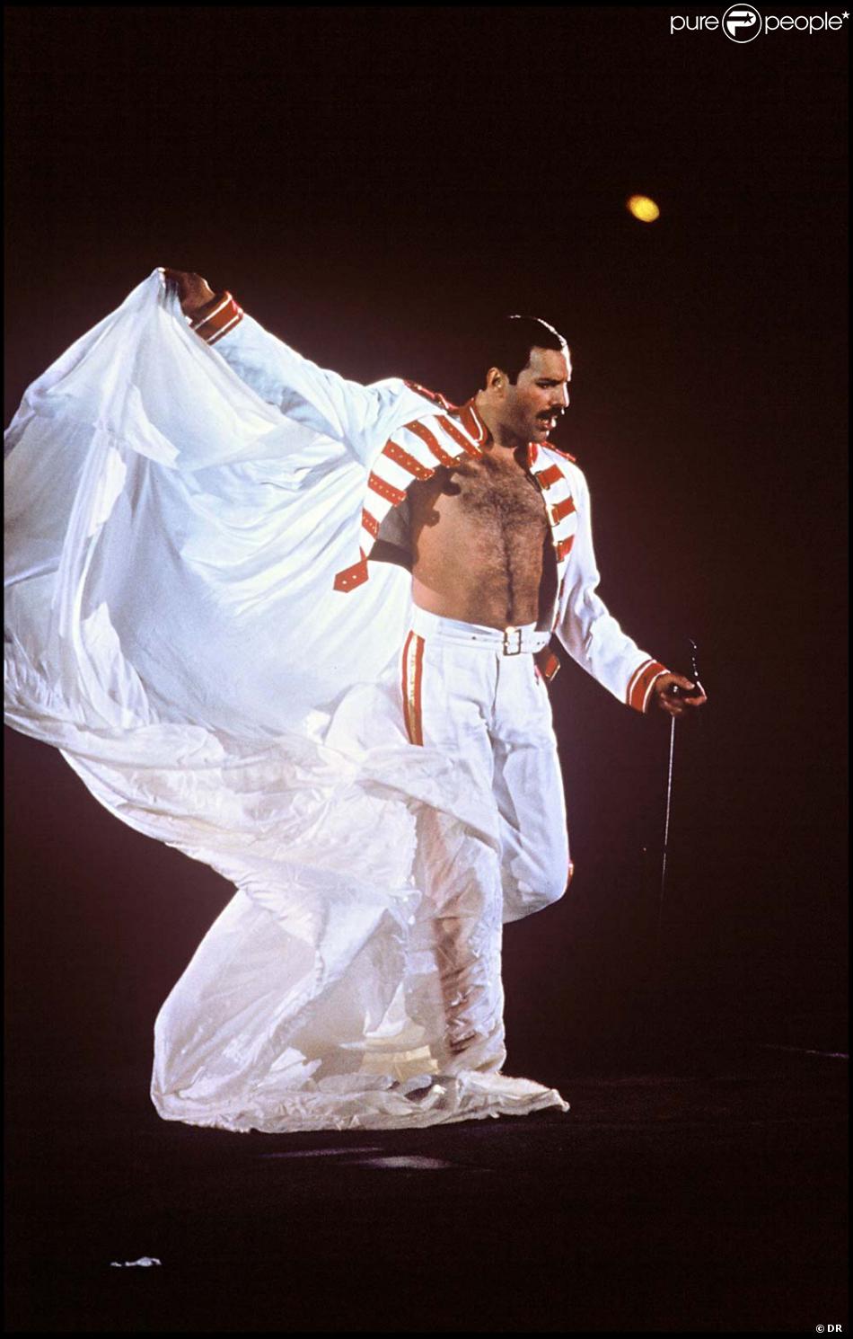 Queen en concert à Manchester, le 16 juillet 1986. - Purepeople