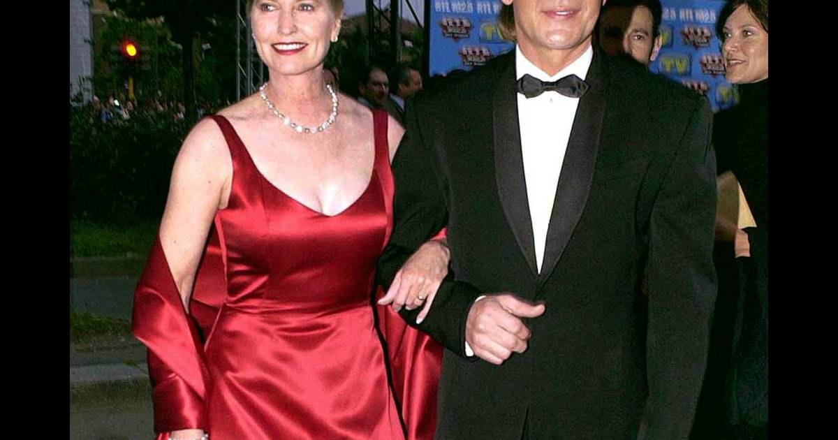 Patrick Swayze et sa femme Lisa Niemi en 2001 - Purepeople Patrick Swayze et sa femme Lisa Niemi en 2001 - Purepeople