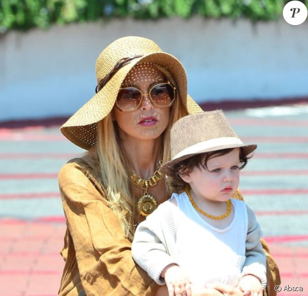 Rachel Zoe : Leçon de style avec son bébé Skyler en skate-board ...