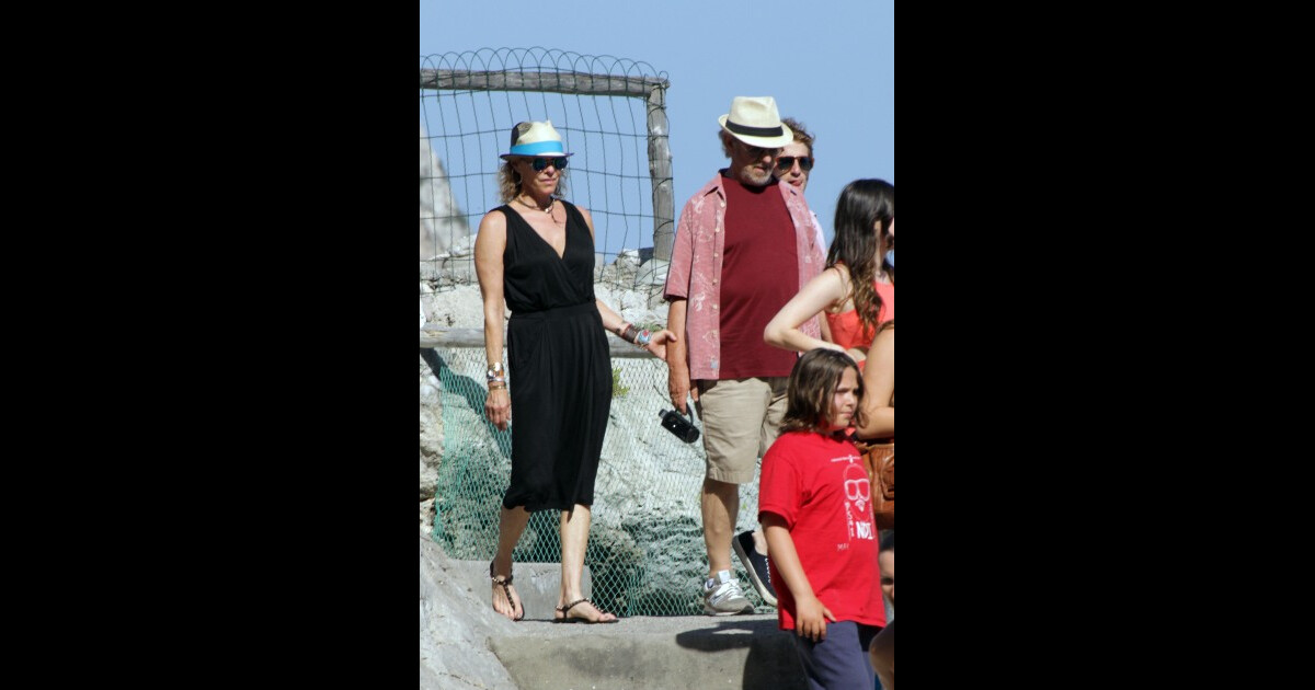 Steven Spielberg : Yacht, jet privé... En vacances, le cinéaste mène ...