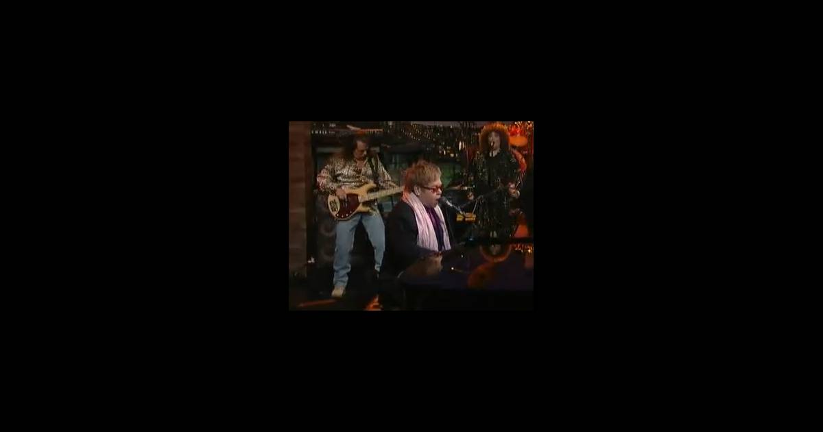 Bob Birch accompagne à la basse Elton John et Leon Russell sur le ...