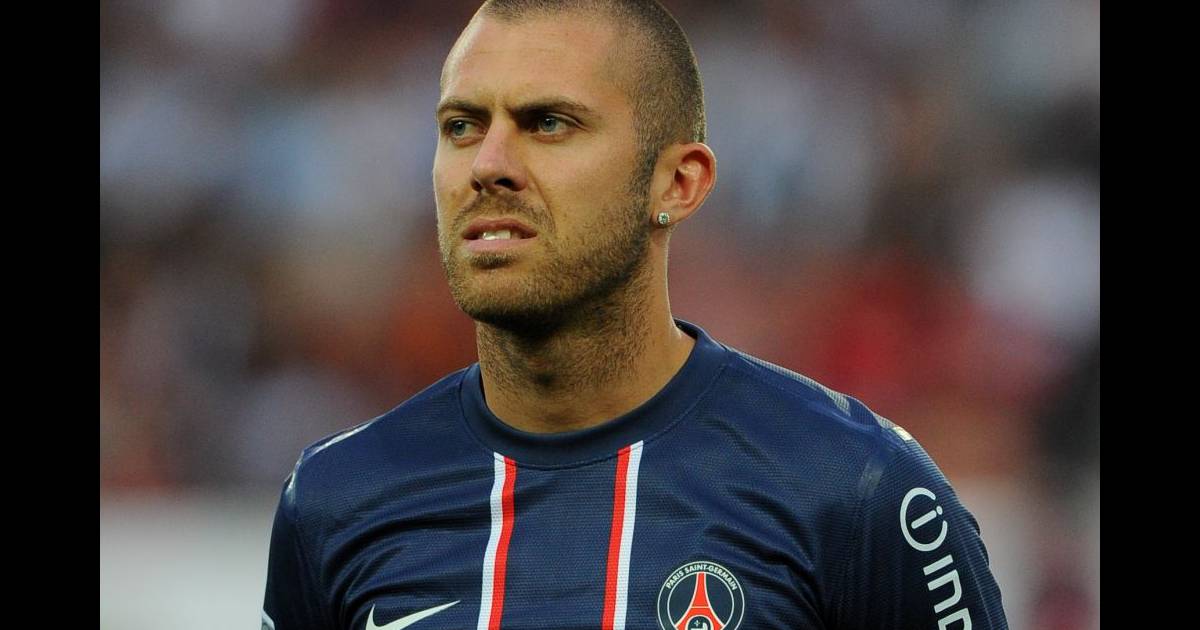 Jeremy Menez lors du Paris-Saint-Germain - FC Barcelone au Parc des ...