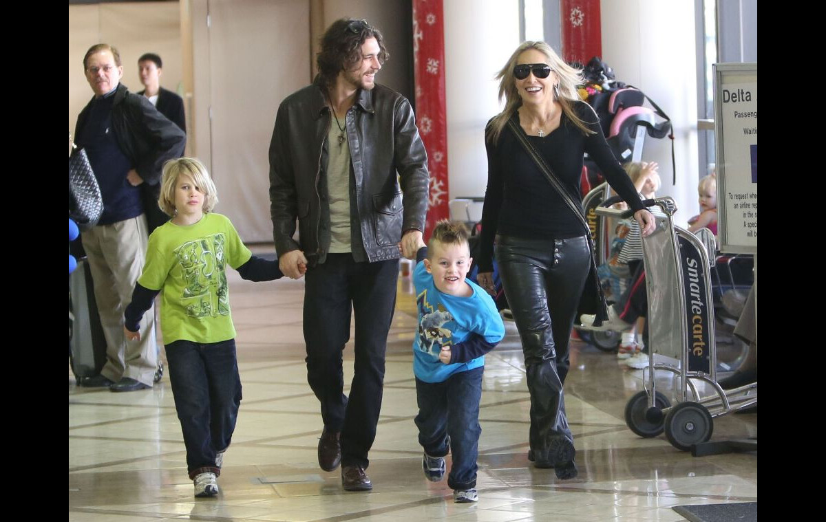 Photo : La belle Sharon Stone, son petit ami Martin Mica et ses fils ...