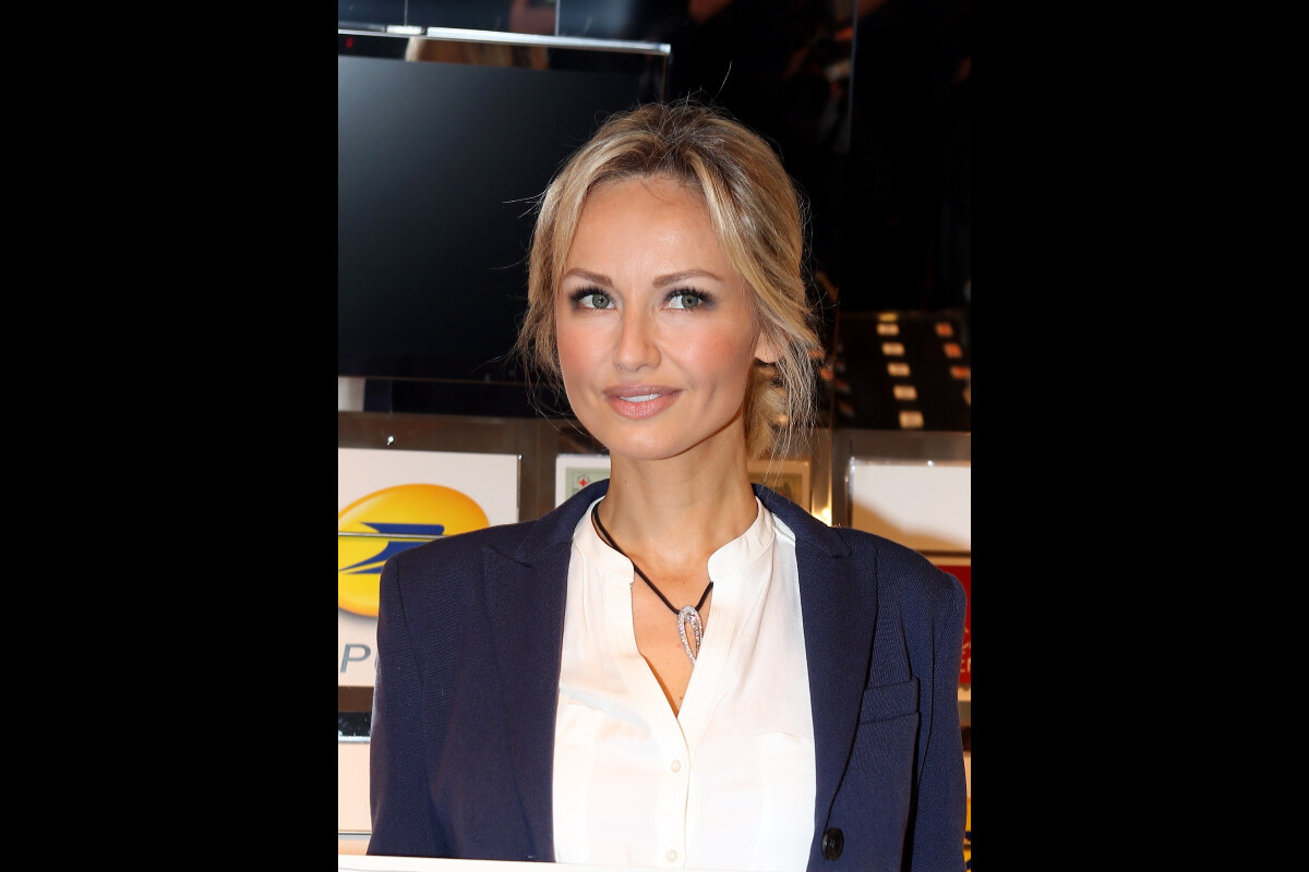 Photo : Adriana Karembeu, ambassadrice de la Croix-Rouge à Paris le 14 ...