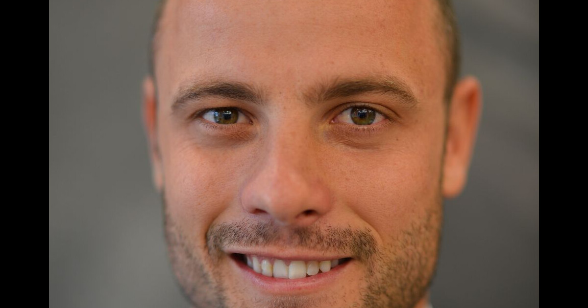 Oscar Pistorius En Larmes Devant La Justice Un Meurtre Avec