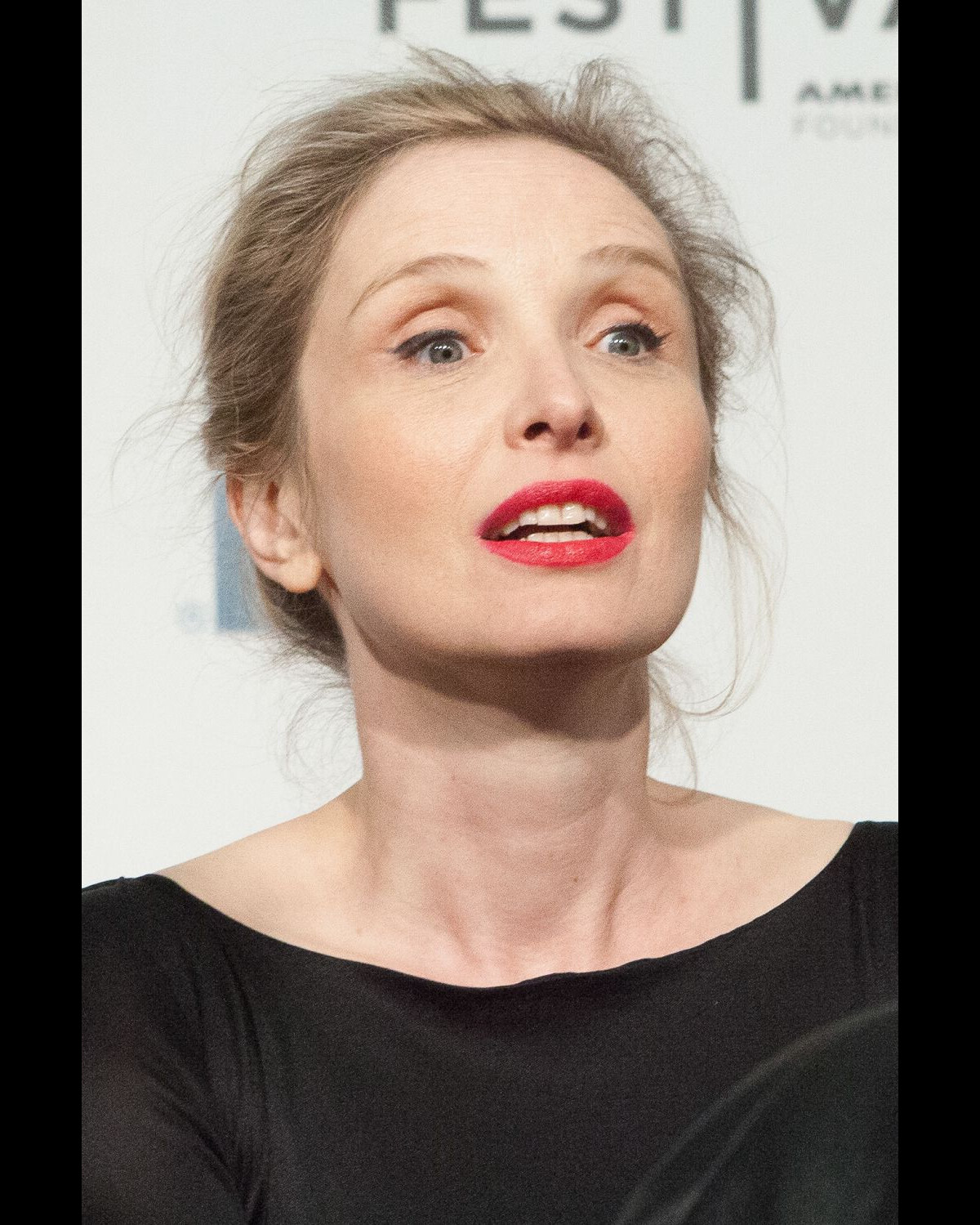 Photo : Julie Delpy présente Before Midnight au Tribeca Film Festival à ...