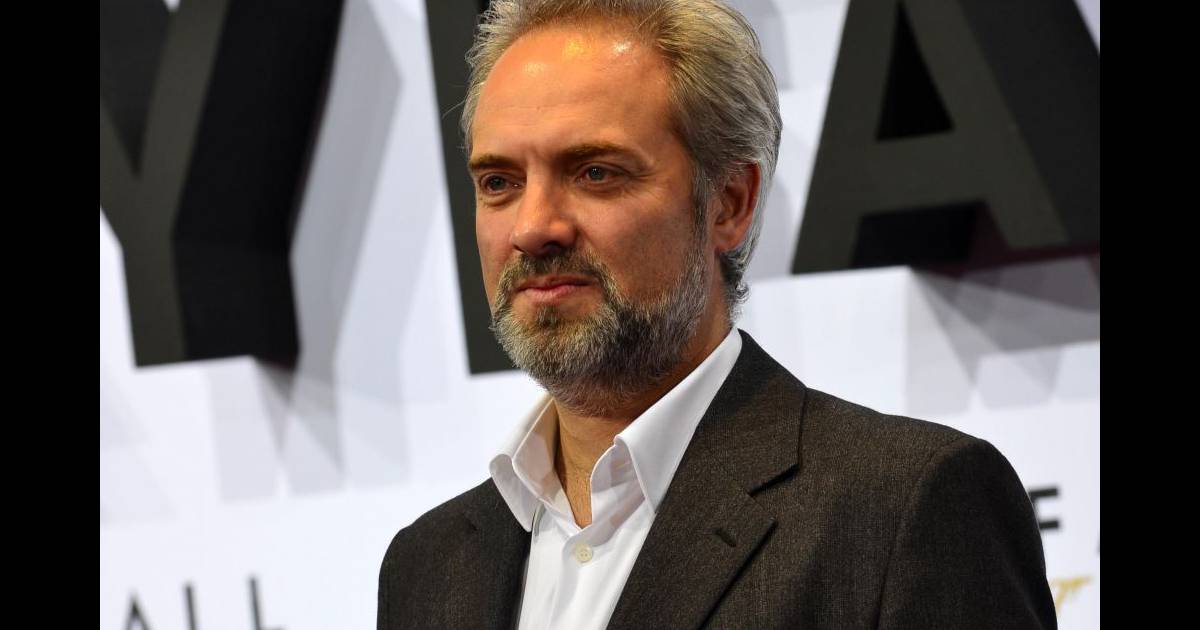 James Bond 24 : Sam Mendes, réalisateur de Skyfall, officiellement de ...