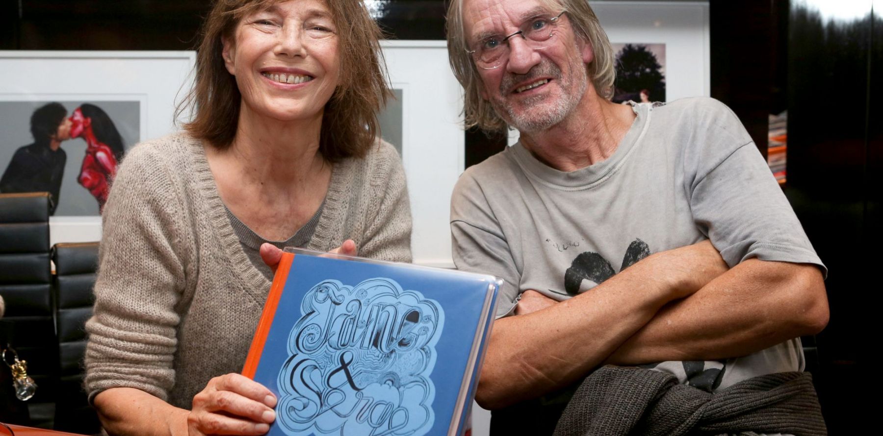 Jane Birkin et son frère Andrew signent leur album de famille - Purepeople